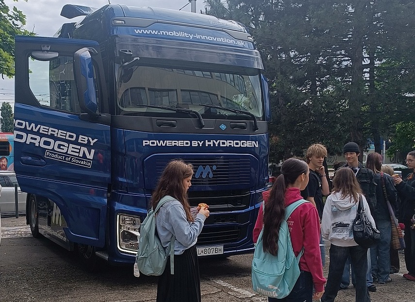 Strojnícka fakulta STU sa predstavila na podujatí StuYou - Strojnícka ...